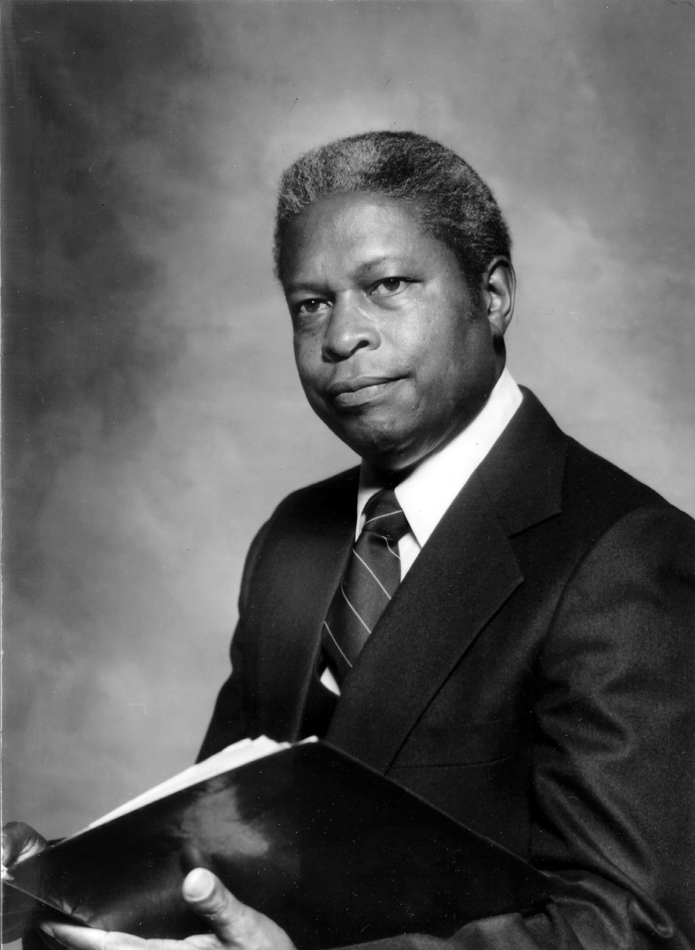 Spotlight on Legendary Toledo Attorney Eddie Cole by Mike Bruno ...